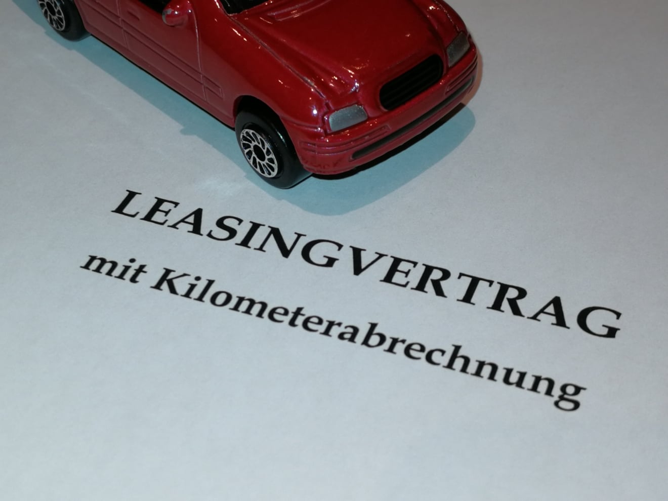 Lohnt sich Neuwagen Leasing für Privatkunden? - preiswert-leasen.de